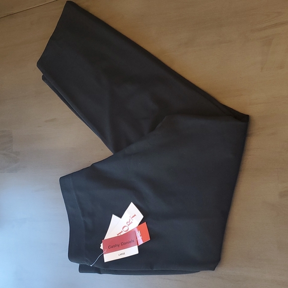 Cathy Daniels | Pants & Jumpsuits | Nwt Cathy Daniels Black Pull On ...